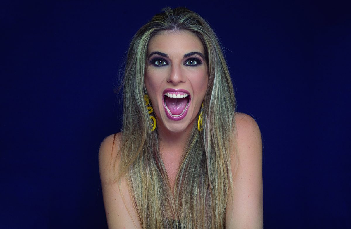 Dia da Mulher- Bruna Volpi canta samba “Covardia” em defesa das ...