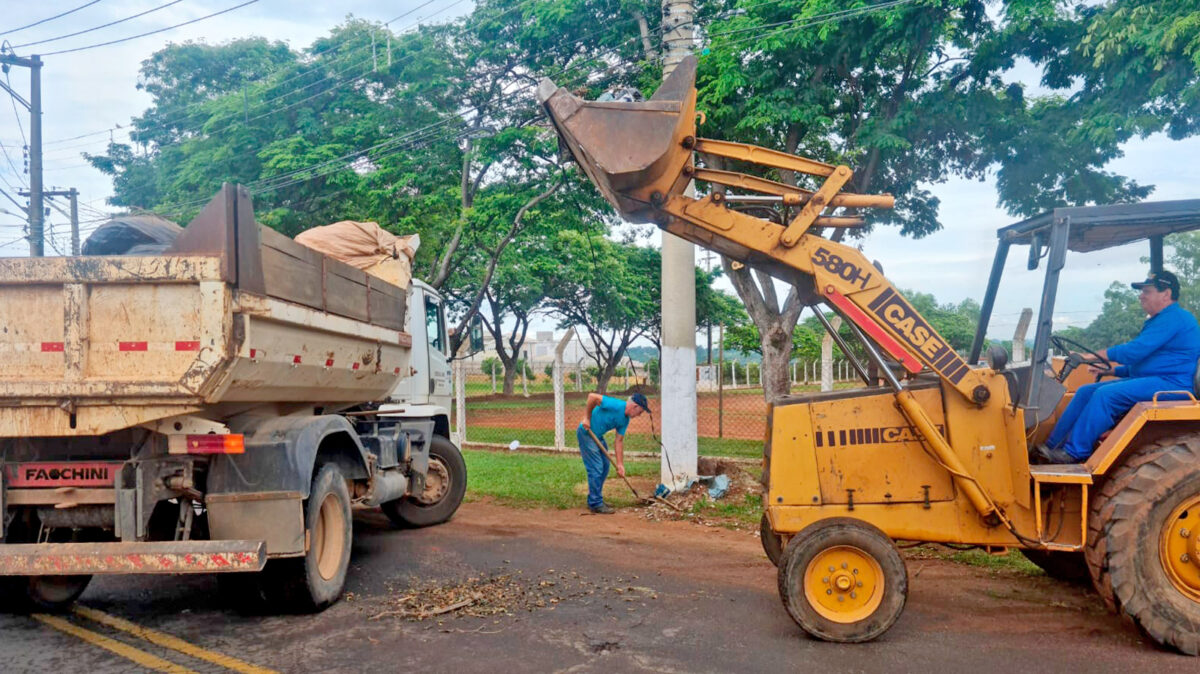 Novo calendário de coleta de galhos e entulhos entra em vigor a partir ...