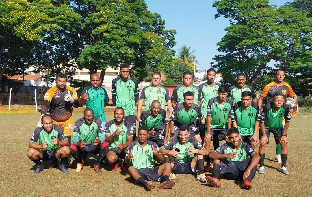 A Bola Rolou em mais uma Rodada do Campeonato Amador de Engenheiro ...