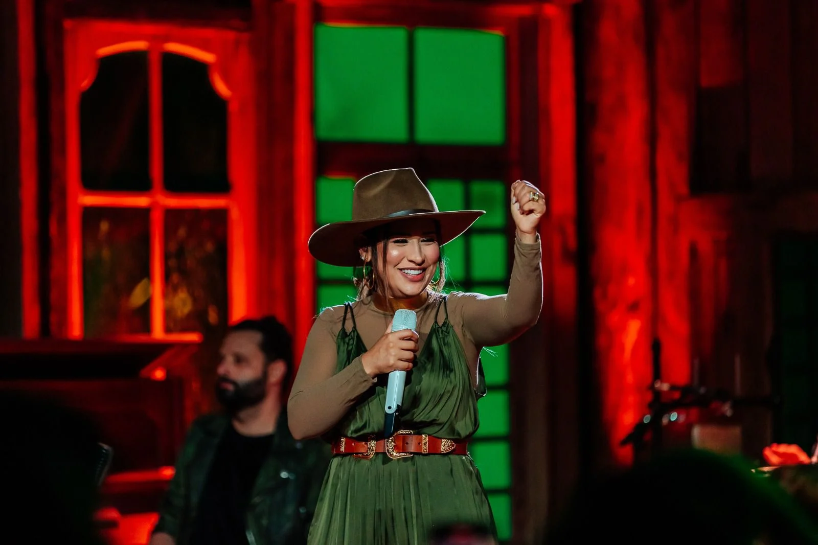 Simone Mendes anuncia gravação de novo DVD, em Manaus, e celebra ...